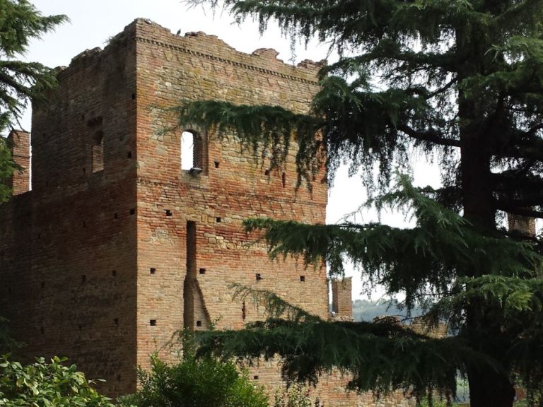 Emilia Romagna tra borghi e castelli